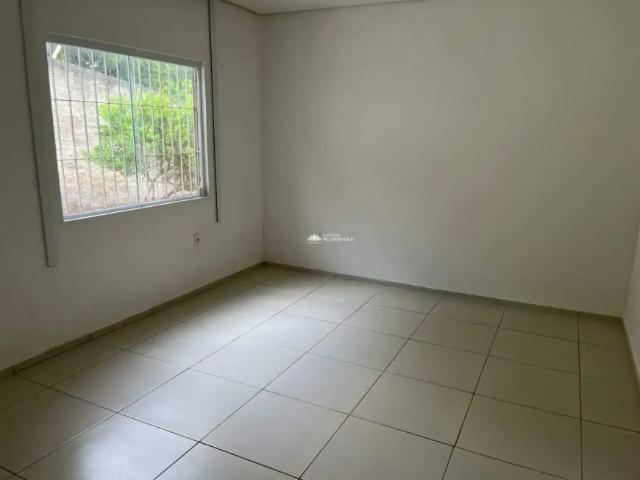 Casa de Condomínio com 3 Quartos para alugar, 251m² Beira Rio