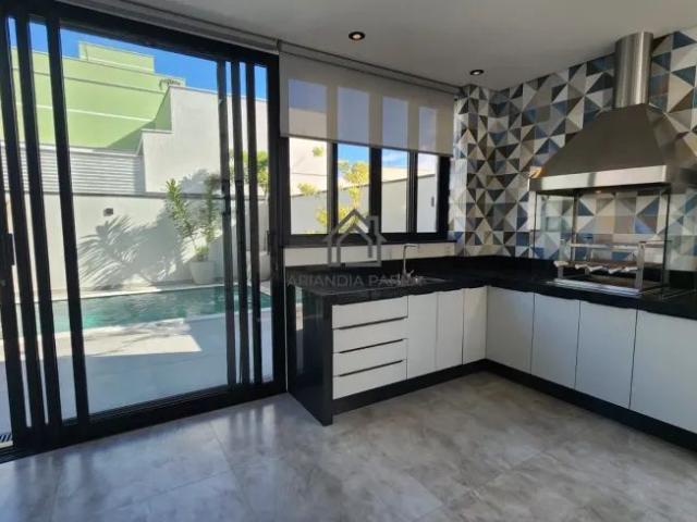 Casa de Condomínio com 3 Quartos para alugar, 253m² Ibiti Royal Park