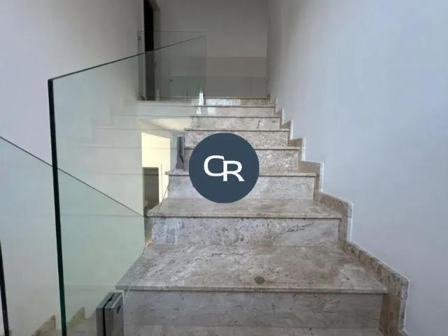 Casa de Condomínio com 3 Quartos para alugar, 278m² Vila Suíça
