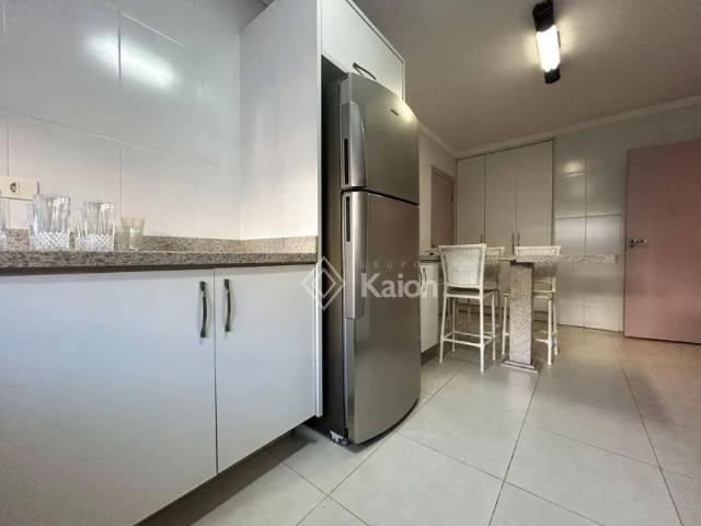 Casa de Condomínio com 3 Quartos para alugar, 300m² Parque do Varvito