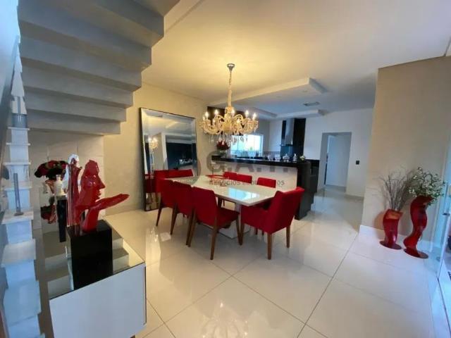 Casa de Condomínio com 3 Quartos para alugar, 305m² Jardim Residencial Mont Blanc