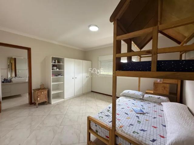 Casa de Condomínio com 3 Quartos para alugar, 313m² Jardim Theodora