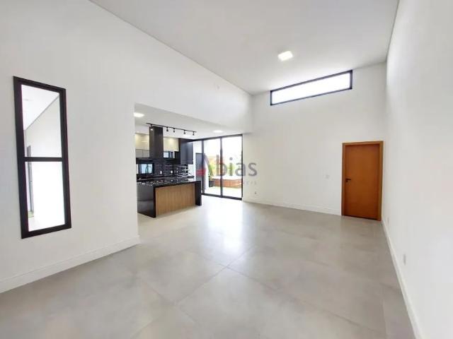 Casa de Condomínio com 3 Quartos para venda ou aluguel, 170m² Loteamento Santa Maria do Leme