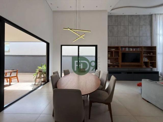 Casa de Condomínio com 3 Quartos para venda ou aluguel, 216m² Jardim Pau Brasil