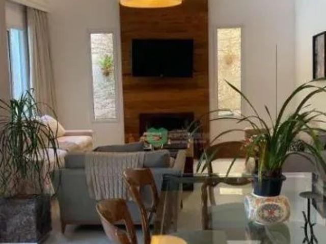 Casa de Condomínio com 3 Quartos para venda ou aluguel, 270m² Horizontal Park