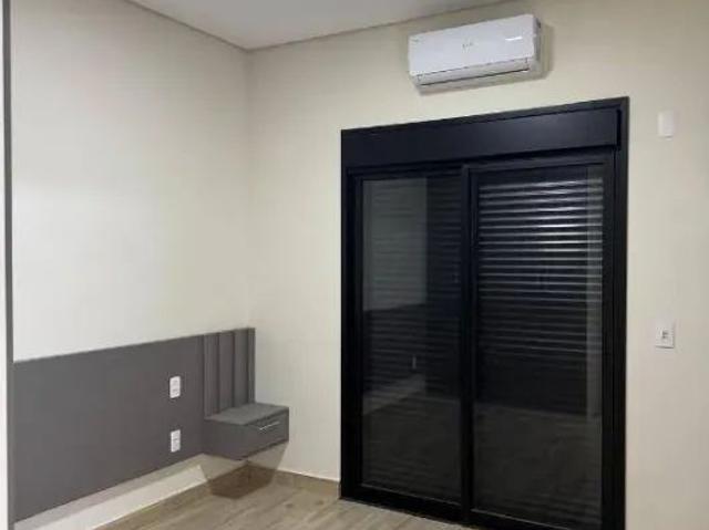 Casa de Condomínio com 3 Quartos para venda ou aluguel, 300m² Green Valley