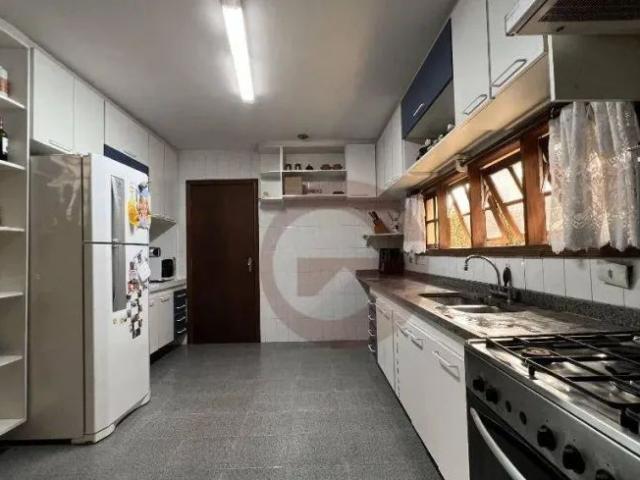 Casa de Condomínio com 3 Quartos para venda ou aluguel, 324m² Granja Viana