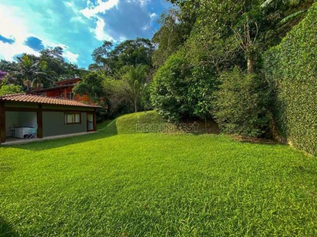 Casa de Condomínio com 3 Quartos para venda ou aluguel, 320m² Granja Viana