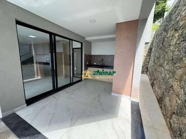 Casa de Condomínio com 3 Quartos para venda ou aluguel, 355m² Aruja Hills III