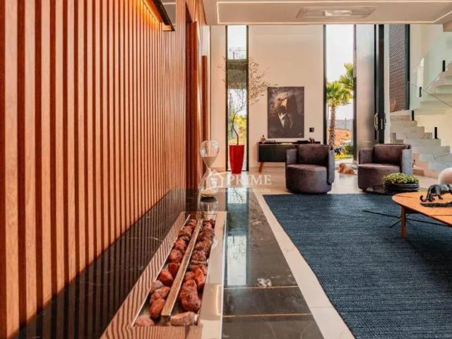 Casa de Condomínio com 3 Quartos para venda ou aluguel, 375m² Paisagem Renoir