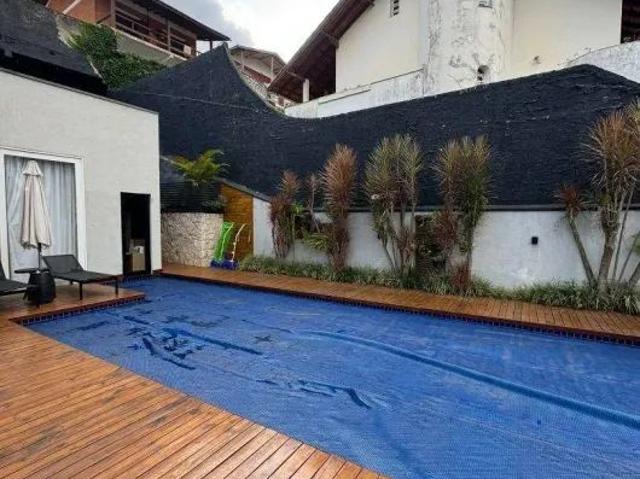 Casa de Condomínio com 3 Quartos para venda ou aluguel, 500m² Arujazinho IV