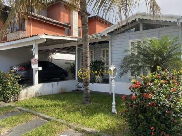 Casa de Condomínio com 3 Quartos, sendo 1 Suíte à venda, 211 m² por R$ 910.000 Condomínio Ibiti