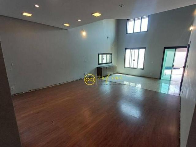 Casa de Condomínio com 3 Quartos, sendo 1 Suíte à venda, 312 m² por R$ 1.100.000 Condomínio Granja