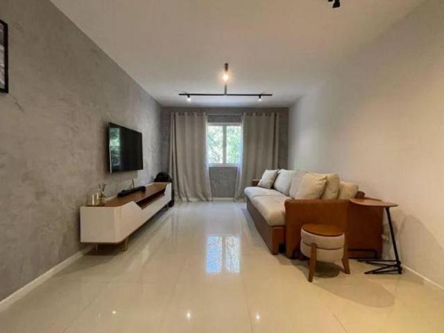 Casa de condomínio com 3 quartos sendo uma suíte no Jd Esther/Butantã