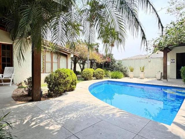 Casa de condomínio com 480 m², à venda no bairro Res. Seis Alphaville