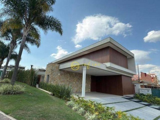 Casa de Condomínio com 4 Quartos, todos Suítes à venda, 405 m² por R$ 4.500.000 Condomínio Residen