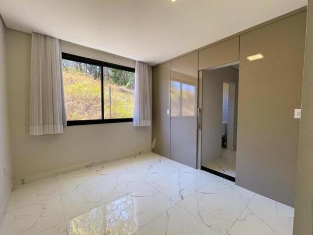Casa de Condomínio com 4 quartos à venda em Betim, no bairro Teixeirinha