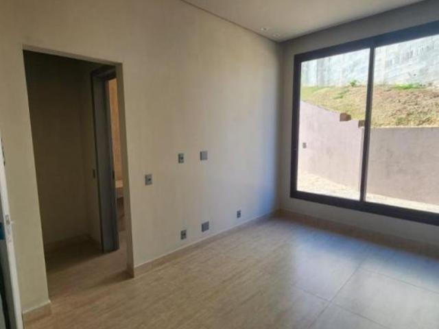 Casa de Condomínio com 4 quartos à venda em Ibirité, no bairro Quintas Da Jangada 3ª Seção