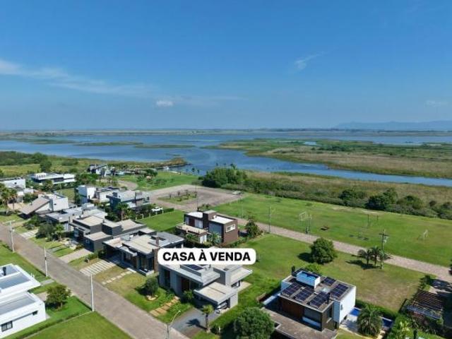 Casa de Condomínio com 4 quartos à venda em Xangri Lá, no bairro Centro