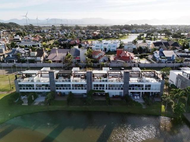 Casa de Condomínio com 4 quartos à venda em Xangri Lá, no bairro Atlântida