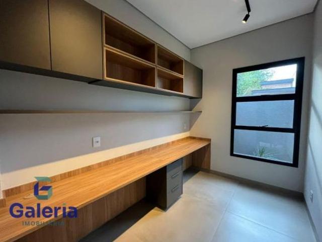 Casa de condomínio com 4 quartos à venda, 262 m² Alphaville