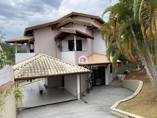 Casa de Condomínio com 4 Quartos e 1 banheiro à Venda, 283 m² por R$ 1.390.000