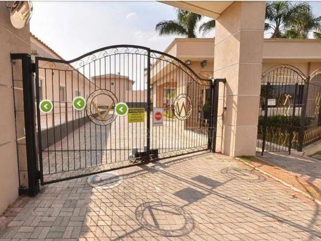 Casa de Condomínio com 4 Quartos e 2 banheiros à Venda, 110 m² por R$ 860.000