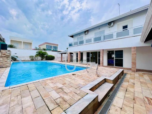 Casa de Condomínio com 4 Quartos e 2 banheiros à Venda, 255 m² por R$ 1.200.000