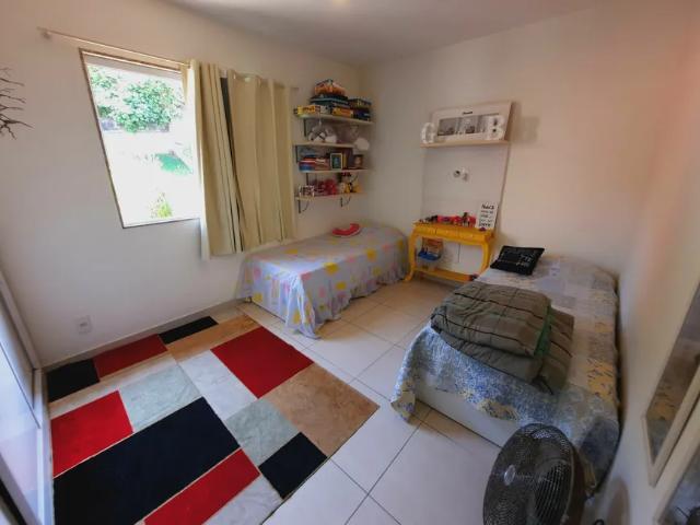 Casa de Condomínio com 4 Quartos e 3 banheiros à Venda, 154 m² por R$ 529.000