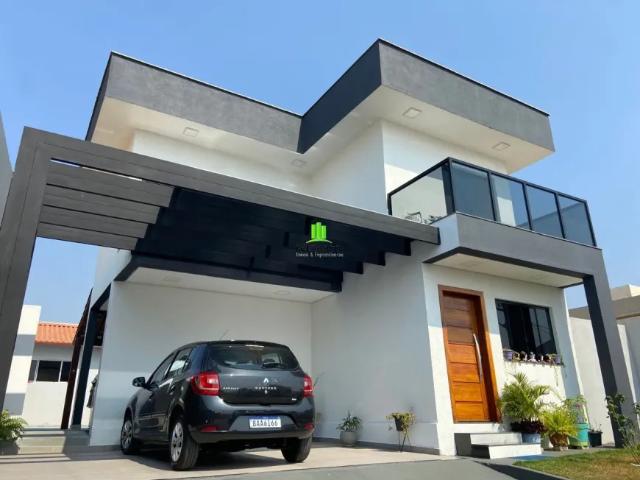 Casa de Condomínio com 4 Quartos e 3 banheiros à Venda, 175 m² por R$ 835.000