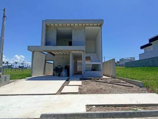 Casa de Condomínio com 4 Quartos e 3 banheiros à Venda, 250 m² por R$ 1.510.000