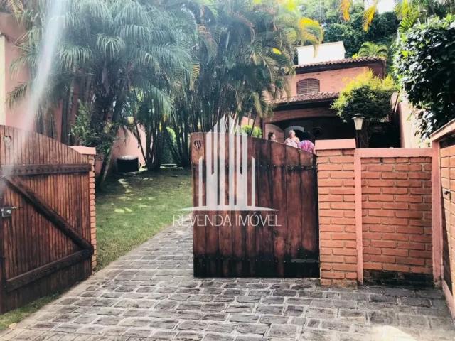 Casa de Condomínio com 4 Quartos e 4 banheiros à Venda, 250 m² por R$ 1.200.000