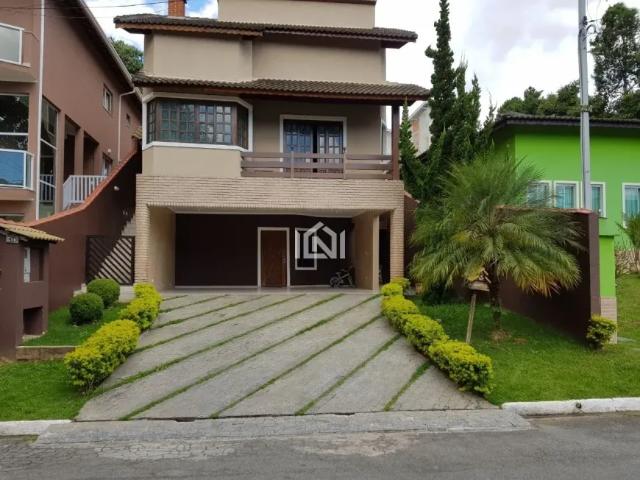 Casa de Condomínio com 4 Quartos e 4 banheiros à Venda, 300 m² por R$ 1.280.000