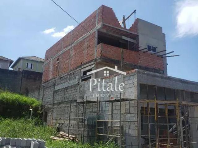 Casa de Condomínio com 4 Quartos e 4 banheiros à Venda, 380 m² por R$ 530.000