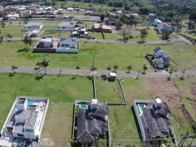 Casa de Condomínio com 4 Quartos e 5 banheiros à Venda, 236 m² por R$ 1.780.000