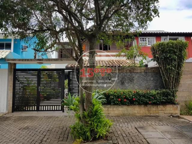 Casa de Condomínio com 4 Quartos e 5 banheiros à Venda, 299 m² por R$ 1.780.000