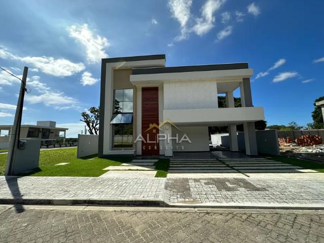 Casa de Condomínio com 4 Quartos e 5 banheiros à Venda, 398 m² por R$ 1.590.000