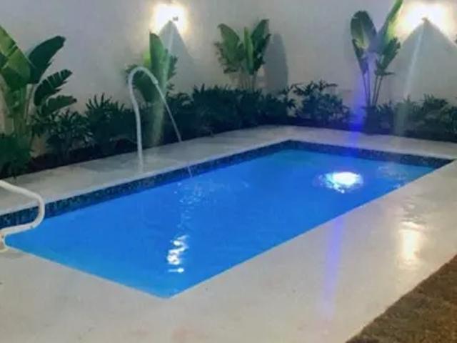 Casa de Condomínio com 4 Quartos e 5 banheiros à Venda, 400 m² por R$ 3.000.000