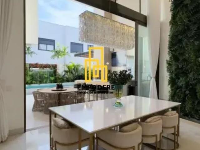 Casa de Condomínio com 4 Quartos e 5 banheiros à Venda, 630 m² por R$ 6.250.000