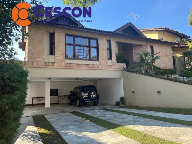 Casa de Condomínio com 4 Quartos e 6 banheiros à Venda, 334 m² por R$ 2.000.000