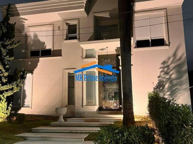 Casa de Condomínio com 4 Quartos e 6 banheiros à Venda, 570 m² Alphaville