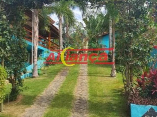 Casa de Condomínio com 4 Quartos e 6 banheiros à Venda, 750 m² Mairiporã