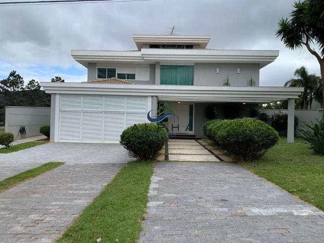 Casa de Condomínio com 4 Quartos e 7 banheiros à Venda, 520 m² por R$ 5.700.000