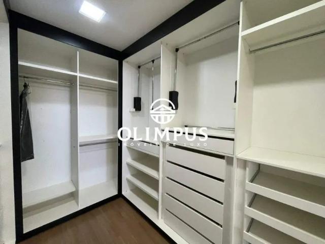 Casa de Condomínio com 4 Quartos para alugar, 421m² Jardins Roma