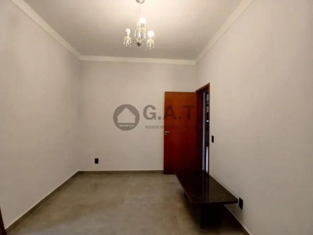 Casa de Condomínio com 4 Quartos para alugar, 225m² Alphaville Nova Esplanada