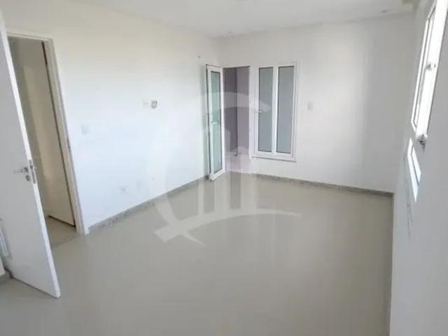 Casa de Condomínio com 4 Quartos para alugar, 225m² Aruana