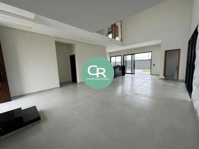 Casa de Condomínio com 4 Quartos para alugar, 261m² Vila Avaí