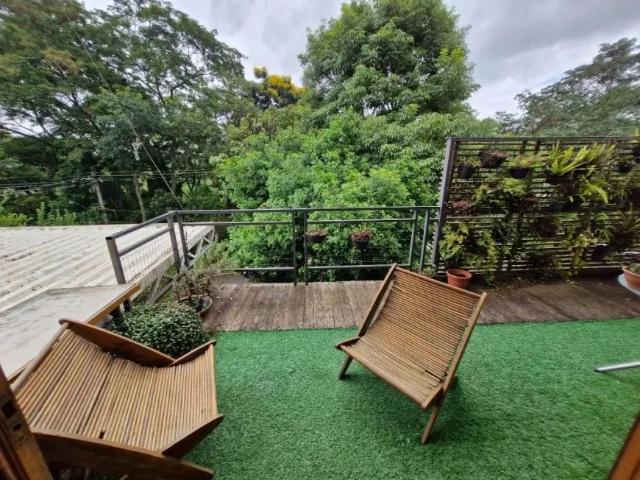 Casa de Condomínio com 4 Quartos para alugar, 265m² Granja Viana