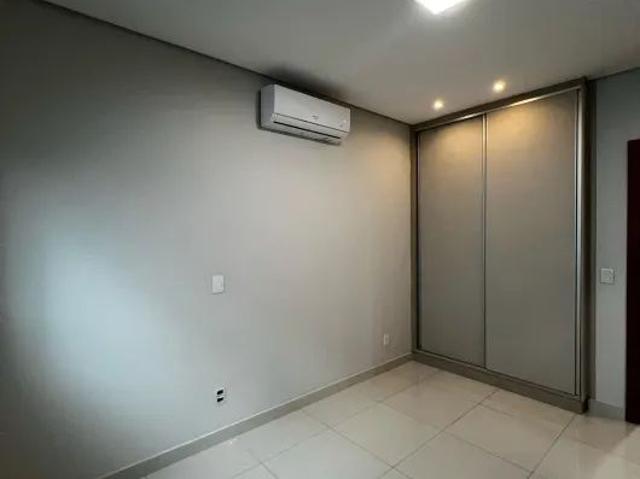 Casa de Condomínio com 4 Quartos para alugar, 280m² Jardim Imperial