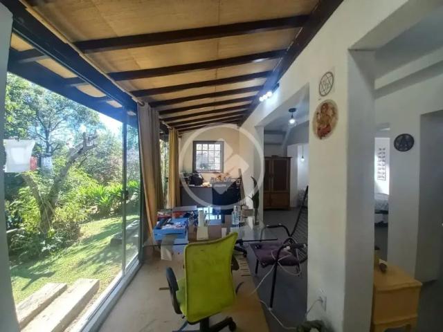 Casa de Condomínio com 4 Quartos para alugar, 284m² VALE DA SANTA FÉ